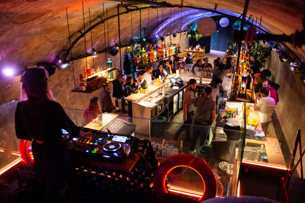 Bar Privatisable Paris | Le Scilicet - Bar & Terrasse sur Seine